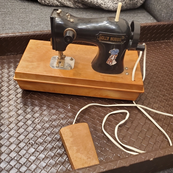 Toys | Vintage Collectible Holly Hobby 197s Sewing Machine Realistic ...